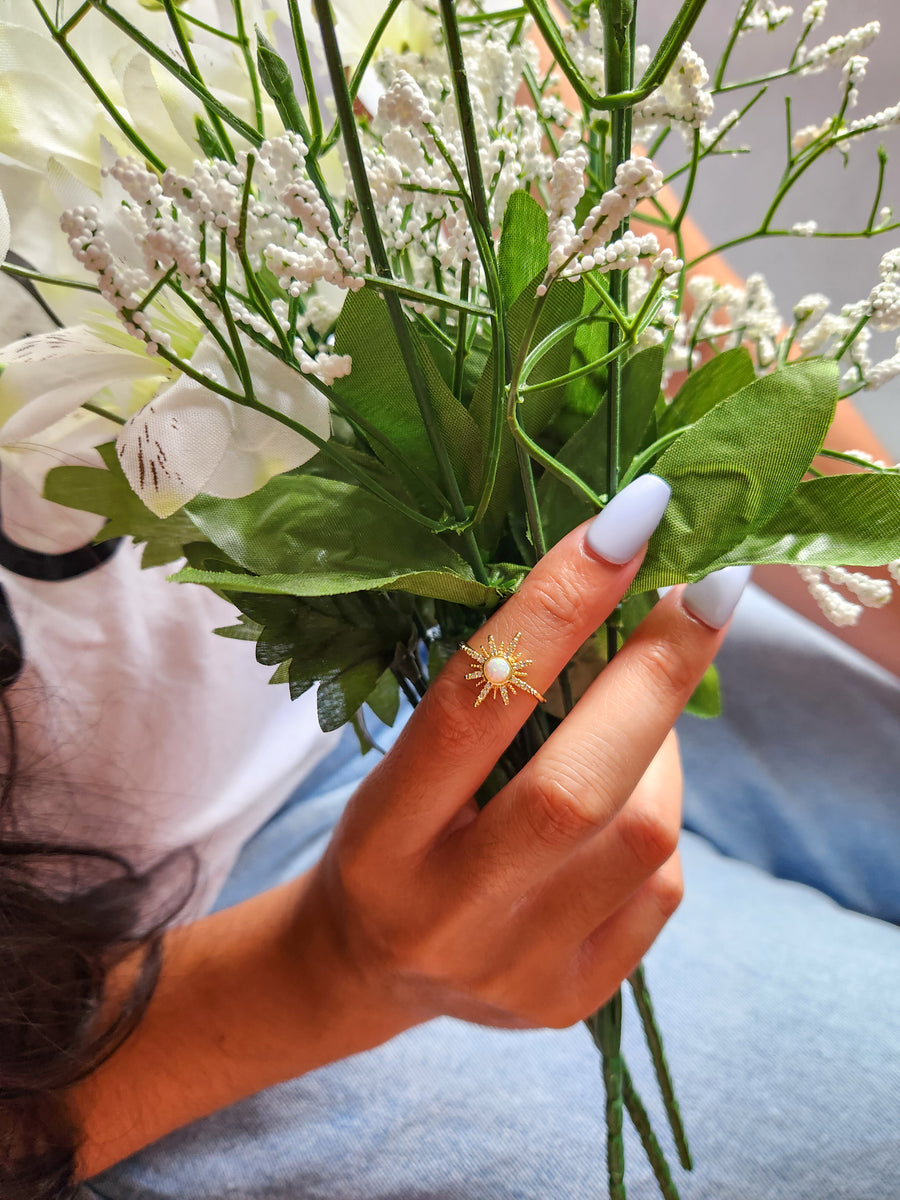 The Moonlight Gold Ring – Soul Happy